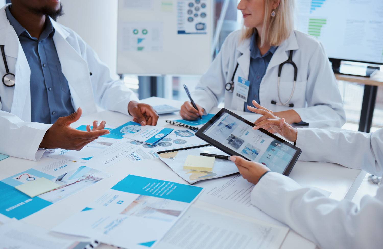 Fractional Chief Strategy Officer (CSO) for Strategic Guidance - Doctor ...
